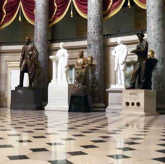 BILLY GRAHAM STATUE TO REPLACE ONE OF WHITE SUPREMACIST - Intercessors ...