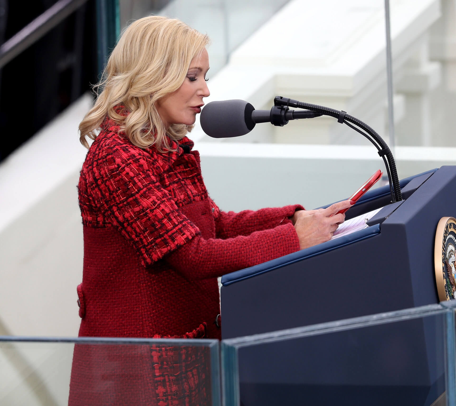 TRUMP'S SPIRITUAL ADVISOR ON FAITH IN 2021 - Intercessors for America