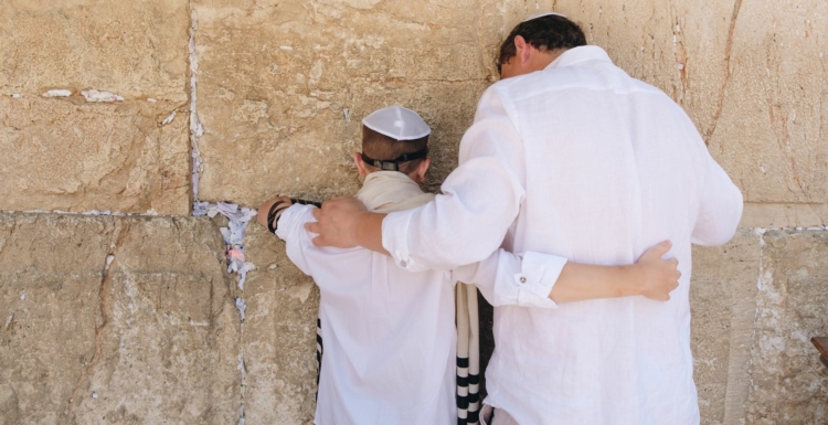 A Hundred Million Answered Prayers for Israel! - Intercessors for America