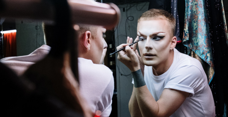 Navy Uses Drag Queens to Boost Recruitment - Intercessors for America