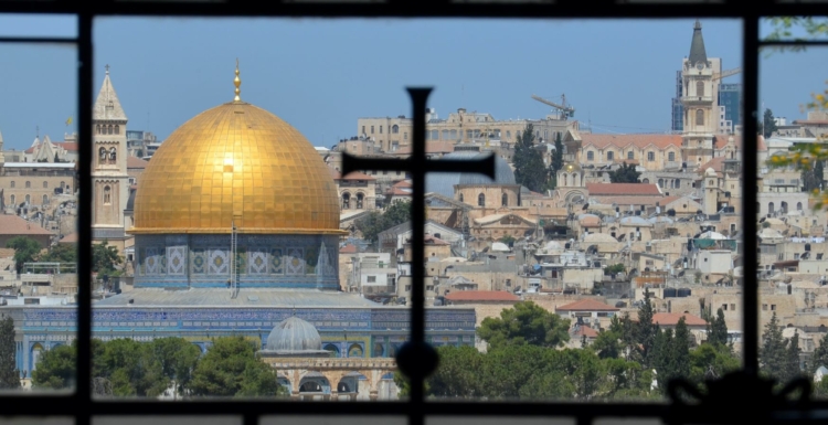 Praying Into the Spiritual Battle in Israel - Intercessors for America